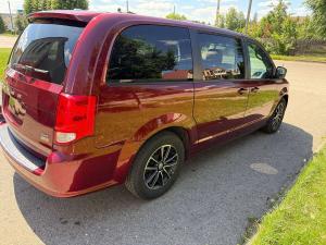 Sarkans Dodge Caravan 2018 Šauļi, ar dzinēja tilpumu 3.60 L un nobraukumu 182 tūkst. km par 9550 €, foto 13 vietnē AUTOMOTO.COM.LV