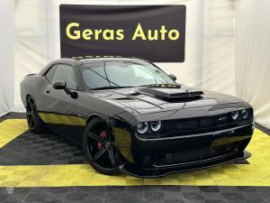 Melns Dodge Challenger 2010 Viļņa, ar dzinēja tilpumu 6.10 L un nobraukumu 235 tūkst. km par 16990 €, foto 3 vietnē AUTOMOTO.COM.LV