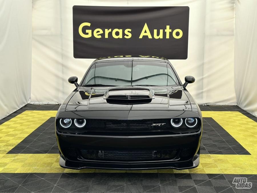 Melns Dodge Challenger 2010 Avižieniai, ar dzinēja tilpumu 6.10 L un nobraukumu 235 tūkst. km par 16990 €, foto 7 vietnē AUTOMOTO.COM.LV