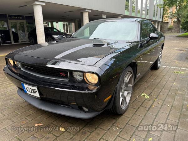 Melns Dodge Challenger 2011 Tallina, ar dzinēja tilpumu 5.70 L un nobraukumu 116 tūkst. km par 19999 €, foto 1 vietnē AUTOMOTO.COM.LV