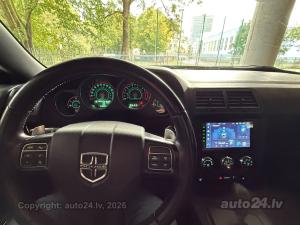 Melns Dodge Challenger 2011 Tallina, ar dzinēja tilpumu 5.70 L un nobraukumu 116 tūkst. km par 19999 €, foto 6 vietnē AUTOMOTO.COM.LV