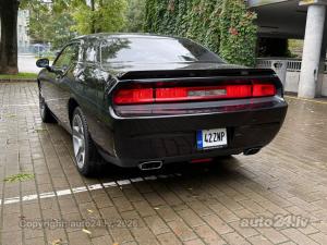 Melns Dodge Challenger 2011 Tallina, ar dzinēja tilpumu 5.70 L un nobraukumu 116 tūkst. km par 19999 €, foto 8 vietnē AUTOMOTO.COM.LV