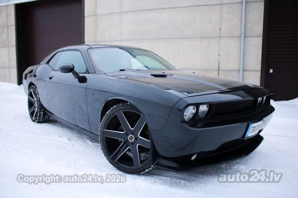 Melns Dodge Challenger 2014 Tallina, ar dzinēja tilpumu 3.60 L un nobraukumu 263 tūkst. km par 14500 €, foto 1 vietnē AUTOMOTO.COM.LV