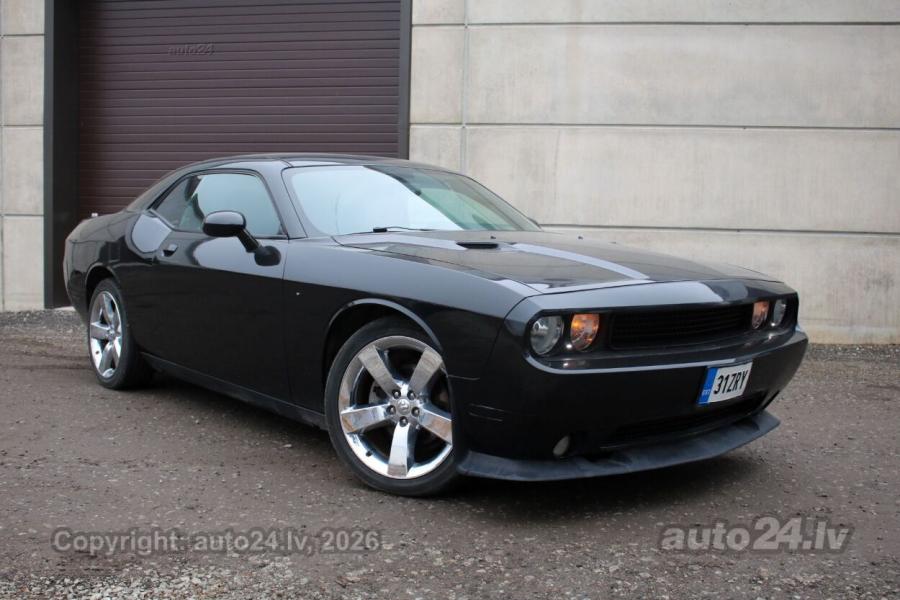 Melns Dodge Challenger 2014 Tallina, ar dzinēja tilpumu 3.60 L un nobraukumu 263 tūkst. km par 14000 €, foto 1 vietnē AUTOMOTO.COM.LV