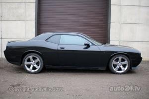 Melns Dodge Challenger 2014 Tallina, ar dzinēja tilpumu 3.60 L un nobraukumu 263 tūkst. km par 14000 €, foto 4 vietnē AUTOMOTO.COM.LV