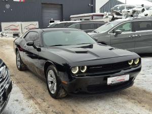 Black Dodge Challenger 2017 in Vilnius, with an engine capacity of 3.60 L and mileage of 193 thousand km for 13600 €, photo 6 on AUTOMOTO.COM.LV
