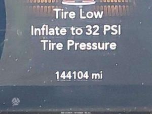 Black Dodge Challenger 2018 in Klaipeda, with an engine capacity of 3.60 L and mileage of 144 thousand km for 4500 €, photo 15 on AUTOMOTO.COM.LV
