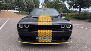 Black Dodge Challenger 2018 in Kaunas, with an engine capacity of 3.60 L and mileage of 169 thousand km for 18650 €, photo  on AUTOMOTO.COM.LV