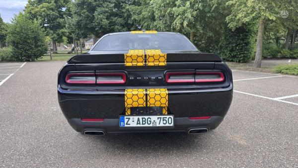 Melns Dodge Challenger 2018 Kauņa, ar dzinēja tilpumu 3.60 L un nobraukumu 169 tūkst. km par 18650 €, foto 5 vietnē AUTOMOTO.COM.LV