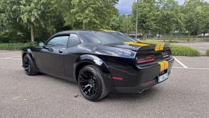 Black Dodge Challenger 2018 in Kaunas, with an engine capacity of 3.60 L and mileage of 169 thousand km for 18650 €, photo 7 on AUTOMOTO.COM.LV