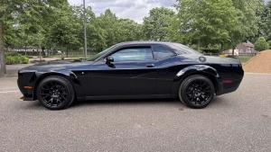 Black Dodge Challenger 2018 in Kaunas, with an engine capacity of 3.60 L and mileage of 169 thousand km for 18650 €, photo 8 on AUTOMOTO.COM.LV