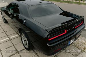 Black Dodge Challenger 2018 in Tallinn, with an engine capacity of 3.60 L and mileage of 206 thousand km for 20500 €, photo 7 on AUTOMOTO.COM.LV
