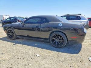 Black Dodge Challenger 2018 in Klaipeda, with an engine capacity of 3.60 L and mileage of 193 thousand km for 9850 €, photo 4 on AUTOMOTO.COM.LV