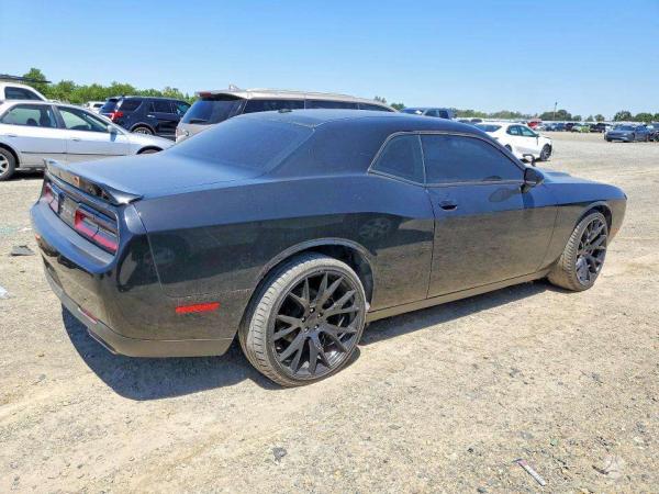 Black Dodge Challenger 2018 in Klaipeda, with an engine capacity of 3.60 L and mileage of 193 thousand km for 9850 €, photo 4 on AUTOMOTO.COM.LV
