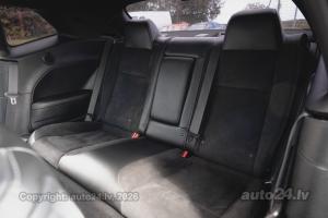 Black Dodge Challenger 2019 in Tallinn, with an engine capacity of 6.40 L and mileage of 25 thousand km for 49900 €, photo 23 on AUTOMOTO.COM.LV