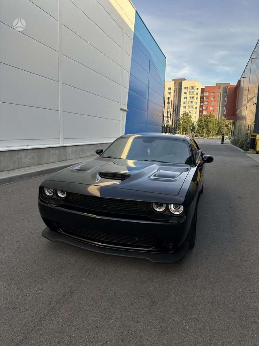 Melns Dodge Challenger 2019 Klaipėda, ar dzinēja tilpumu 5.65 L un nobraukumu 117 tūkst. km par 21000 €, foto 4 vietnē AUTOMOTO.COM.LV