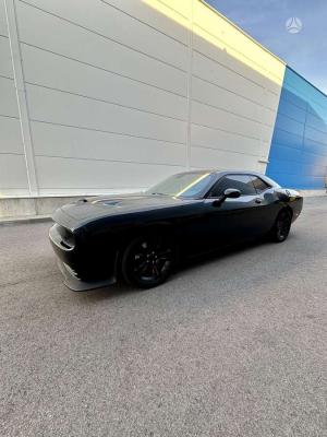 Melns Dodge Challenger 2019 Klaipėda, ar dzinēja tilpumu 5.65 L un nobraukumu 117 tūkst. km par 21000 €, foto 6 vietnē AUTOMOTO.COM.LV