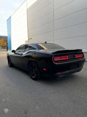 Melns Dodge Challenger 2019 Klaipėda, ar dzinēja tilpumu 5.65 L un nobraukumu 117 tūkst. km par 21000 €, foto 7 vietnē AUTOMOTO.COM.LV