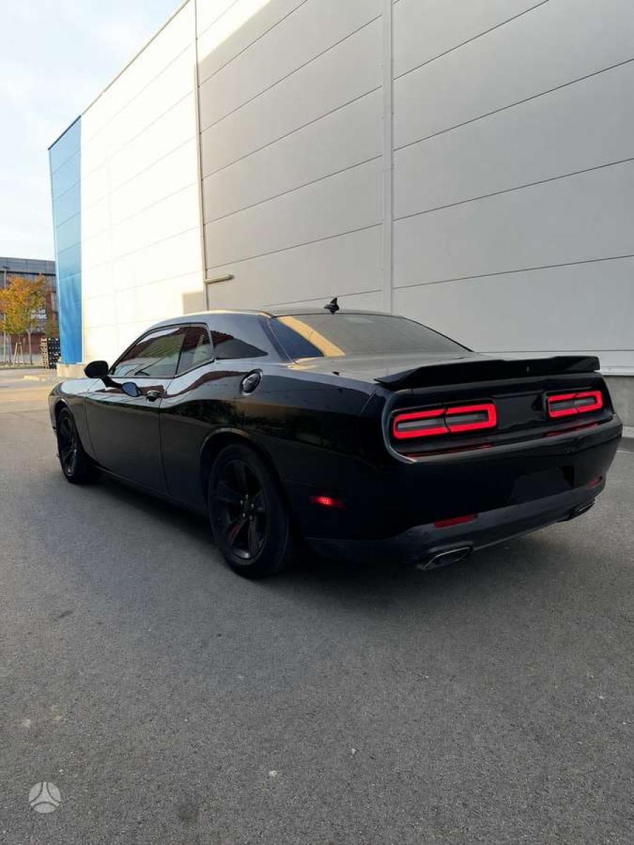 Melns Dodge Challenger 2019 Klaipėda, ar dzinēja tilpumu 5.65 L un nobraukumu 117 tūkst. km par 21000 €, foto 7 vietnē AUTOMOTO.COM.LV