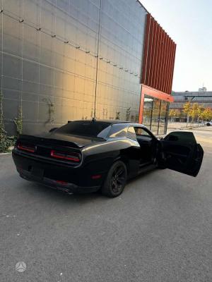 Melns Dodge Challenger 2019 Klaipėda, ar dzinēja tilpumu 5.65 L un nobraukumu 117 tūkst. km par 21000 €, foto 11 vietnē AUTOMOTO.COM.LV