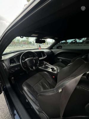 Melns Dodge Challenger 2019 Klaipėda, ar dzinēja tilpumu 5.65 L un nobraukumu 117 tūkst. km par 21000 €, foto 17 vietnē AUTOMOTO.COM.LV