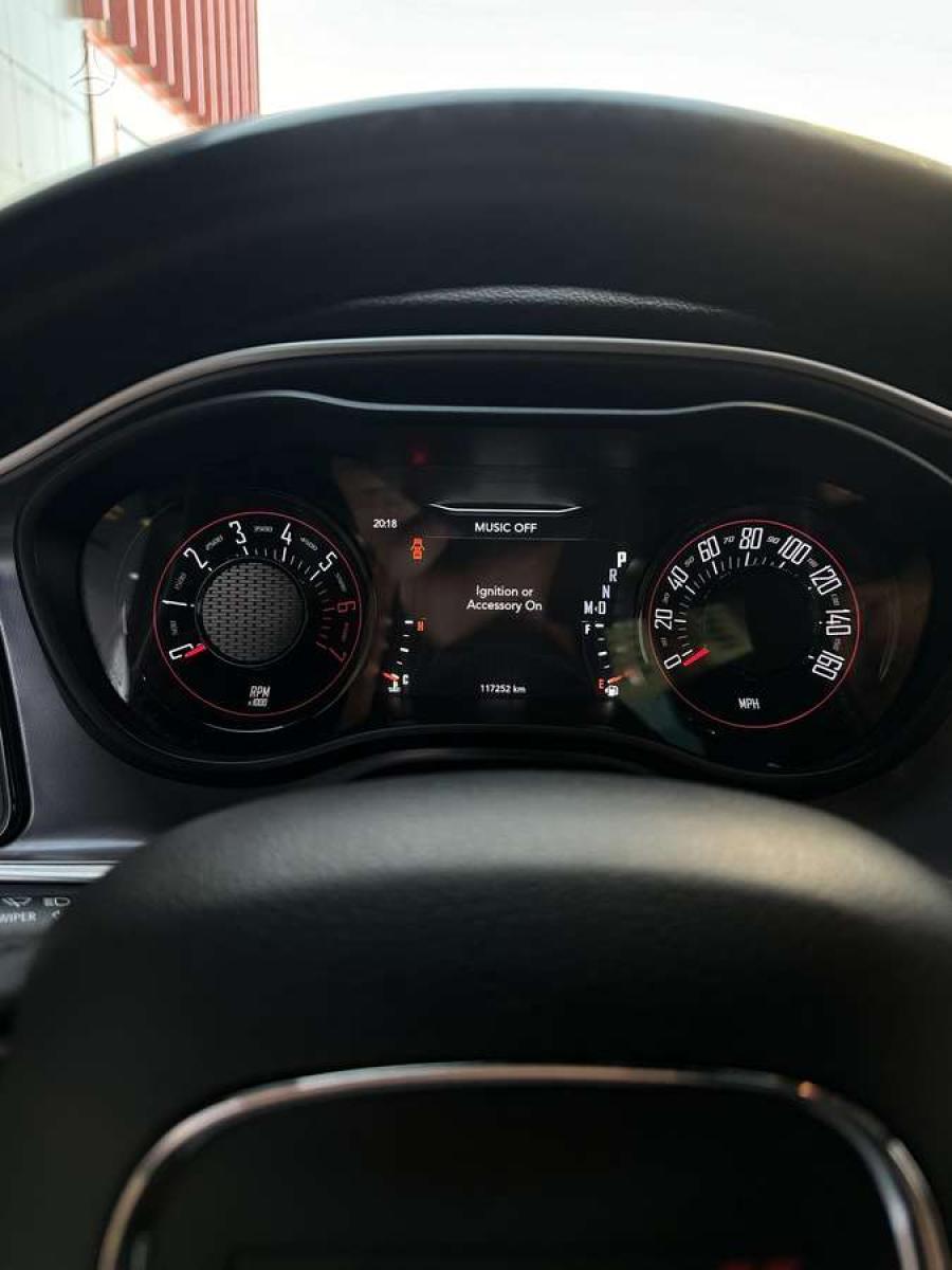 Melns Dodge Challenger 2019 Klaipėda, ar dzinēja tilpumu 5.65 L un nobraukumu 117 tūkst. km par 21000 €, foto 19 vietnē AUTOMOTO.COM.LV