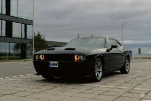 Black Dodge Challenger 2019 in Tallinn, with an engine capacity of 3.60 L and mileage of 206 thousand km for 18000 €, photo  on AUTOMOTO.COM.LV