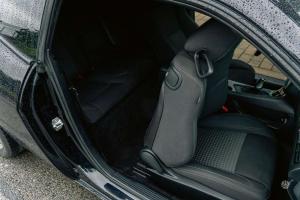 Black Dodge Challenger 2019 in Tallinn, with an engine capacity of 3.60 L and mileage of 206 thousand km for 18000 €, photo 20 on AUTOMOTO.COM.LV