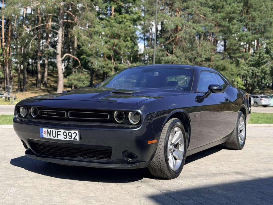 Melns Dodge Challenger 2019 Kauņa, ar dzinēja tilpumu 3.60 L un nobraukumu 140 tūkst. km par 12200 €, foto 4 vietnē AUTOMOTO.COM.LV