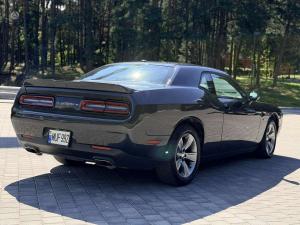 Melns Dodge Challenger 2019 Kauņa, ar dzinēja tilpumu 3.60 L un nobraukumu 140 tūkst. km par 12200 €, foto 5 vietnē AUTOMOTO.COM.LV