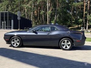 Melns Dodge Challenger 2019 Kauņa, ar dzinēja tilpumu 3.60 L un nobraukumu 140 tūkst. km par 12200 €, foto 9 vietnē AUTOMOTO.COM.LV