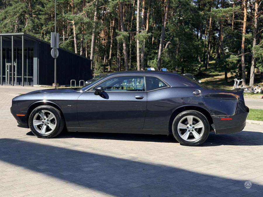Melns Dodge Challenger 2019 Kauņa, ar dzinēja tilpumu 3.60 L un nobraukumu 140 tūkst. km par 12200 €, foto 9 vietnē AUTOMOTO.COM.LV