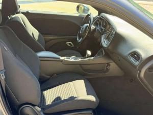 Melns Dodge Challenger 2019 Kauņa, ar dzinēja tilpumu 3.60 L un nobraukumu 140 tūkst. km par 12200 €, foto 12 vietnē AUTOMOTO.COM.LV