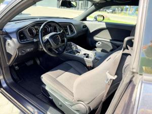 Melns Dodge Challenger 2019 Kauņa, ar dzinēja tilpumu 3.60 L un nobraukumu 140 tūkst. km par 12200 €, foto 14 vietnē AUTOMOTO.COM.LV