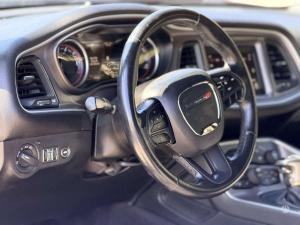 Melns Dodge Challenger 2019 Kauņa, ar dzinēja tilpumu 3.60 L un nobraukumu 140 tūkst. km par 12200 €, foto 16 vietnē AUTOMOTO.COM.LV