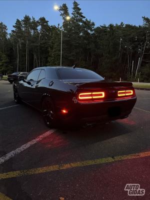 Melns Dodge Challenger 2019 Klaipėda, ar dzinēja tilpumu 5.70 L un nobraukumu 118 tūkst. km par 21500 €, foto 6 vietnē AUTOMOTO.COM.LV
