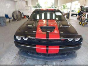 Black Dodge Challenger 2020 in Klaipeda, with an engine capacity of 0.00 L and mileage of 71 thousand km for 10600 €, photo 14 on AUTOMOTO.COM.LV