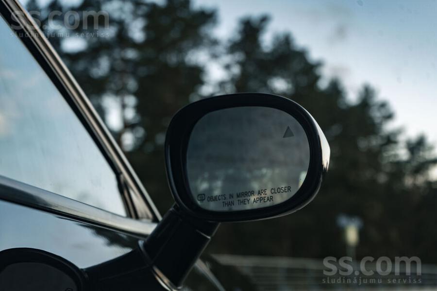 Black Dodge Challenger 2021 in Ogre, with an engine capacity of 6.20 L and mileage of 39 thousand km for 79000 €, photo 9 on AUTOMOTO.COM.LV