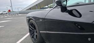 Черный Додж Челенджер 2021 в Вильнюс, объемом двигателя 5.65 л и пробегом 66 тыс. км за 27900 €, фото 7 на AUTOMOTO.COM.LV