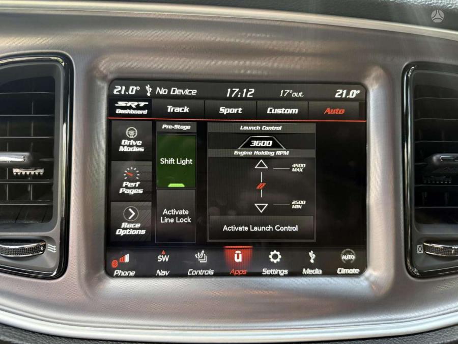 Melns Dodge Challenger 2021 Viļņa, ar dzinēja tilpumu 6.42 L un nobraukumu 61 tūkst. km par 37000 €, foto 30 vietnē AUTOMOTO.COM.LV