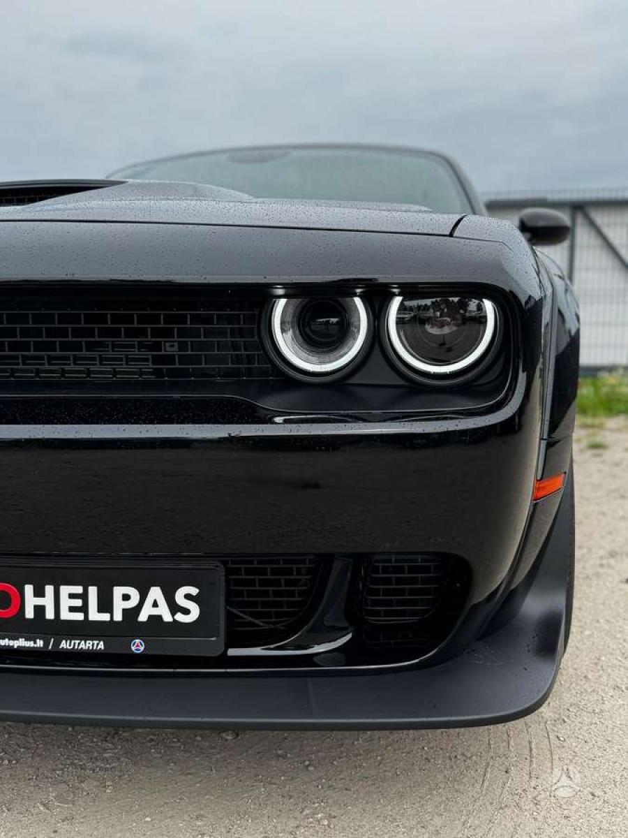 Black Dodge Challenger 2021 in Klaipeda, with an engine capacity of 3.60 L and mileage of 71 thousand km for 22000 €, photo 4 on AUTOMOTO.COM.LV