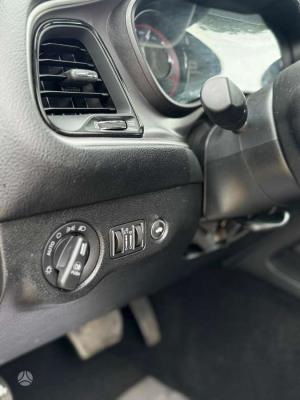 Black Dodge Challenger 2021 in Klaipeda, with an engine capacity of 3.60 L and mileage of 71 thousand km for 22000 €, photo 20 on AUTOMOTO.COM.LV