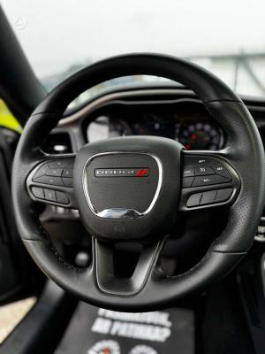 Black Dodge Challenger 2021 in Klaipeda, with an engine capacity of 3.60 L and mileage of 71 thousand km for 22000 €, photo 22 on AUTOMOTO.COM.LV