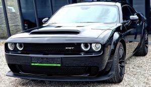 Melns Dodge Challenger 2023 Kretinga, ar dzinēja tilpumu 6.40 L un nobraukumu 20 tūkst. km par 36950 €, foto 4 vietnē AUTOMOTO.COM.LV