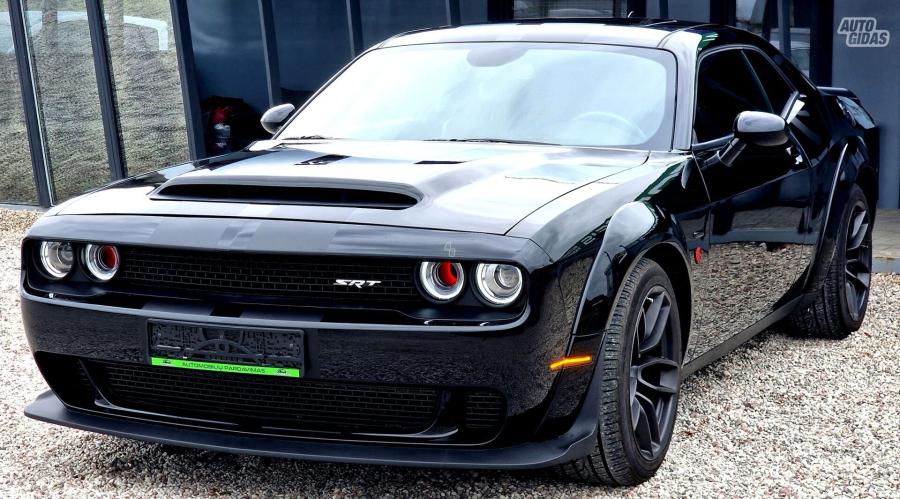 Melns Dodge Challenger 2023 Kretinga, ar dzinēja tilpumu 6.40 L un nobraukumu 20 tūkst. km par 36950 €, foto 8 vietnē AUTOMOTO.COM.LV