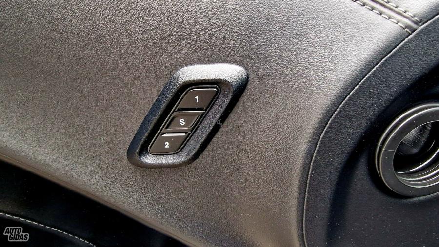 Melns Dodge Challenger 2023 Kretinga, ar dzinēja tilpumu 6.40 L un nobraukumu 20 tūkst. km par 36950 €, foto 22 vietnē AUTOMOTO.COM.LV