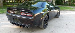 Melns Dodge Challenger 2023 Klaipėda, ar dzinēja tilpumu 6.42 L un nobraukumu 21 tūkst. km par 34900 €, foto 4 vietnē AUTOMOTO.COM.LV
