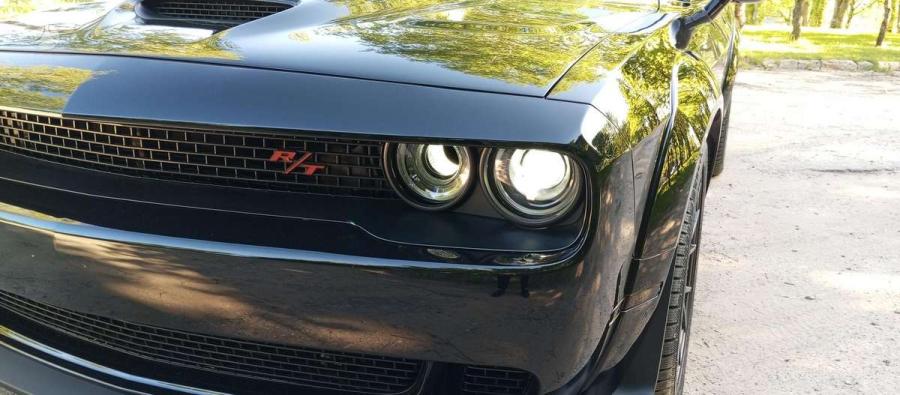 Melns Dodge Challenger 2023 Klaipėda, ar dzinēja tilpumu 6.42 L un nobraukumu 21 tūkst. km par 34900 €, foto 13 vietnē AUTOMOTO.COM.LV