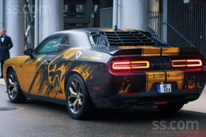 Blue Dodge Challenger 2015 in Riga, with an engine capacity of 3.60 L and mileage of 155 thousand km for 19000 €, photo 3 on AUTOMOTO.COM.LV
