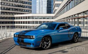 Blue Dodge Challenger 2015 in Riga, with an engine capacity of 3.60 L and mileage of 155 thousand km for 19000 €, photo 8 on AUTOMOTO.COM.LV
